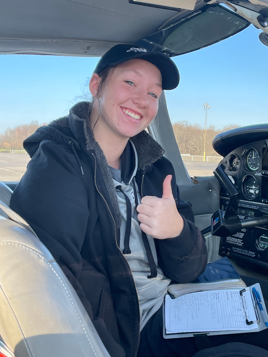 Ray Scholar Milestones in November 2022 | EAA